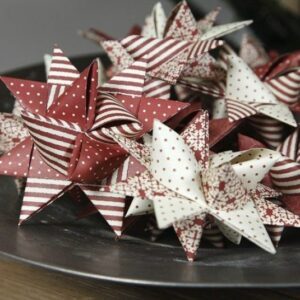 Danish woven paper Christmas star strips (stjernestrimler) in classic ...