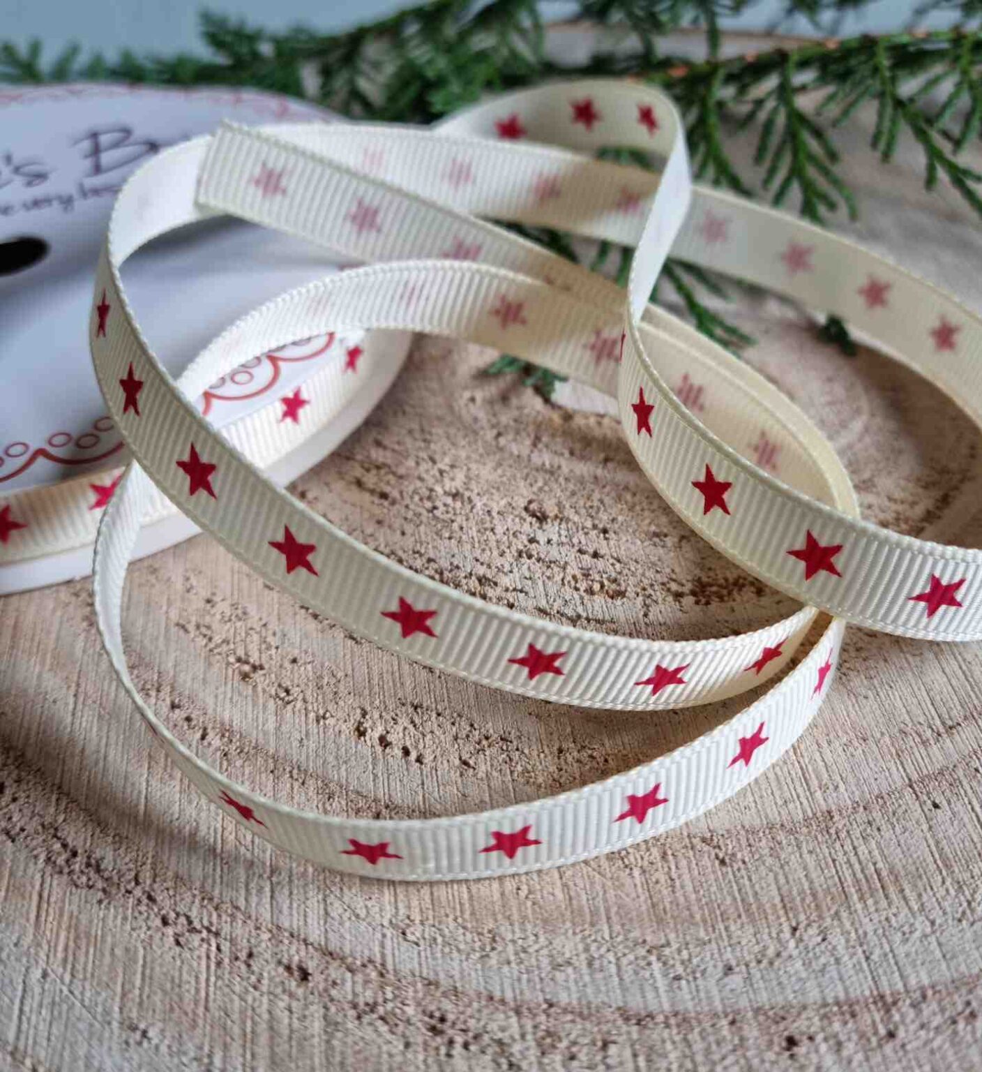 Cream grosgrain ribbon with red stars, 3m - Scandinavian boutique ...